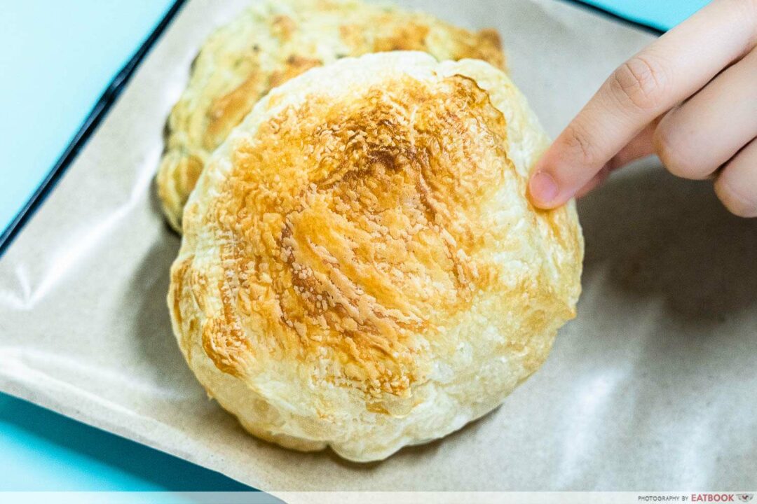 Midas Review: Baked Prata With Thai-Indian Chicken Curry In Chinatown ...