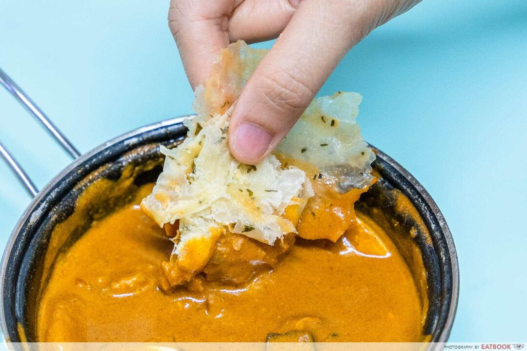 Midas Review: Baked Prata With Thai-Indian Chicken Curry In Chinatown ...