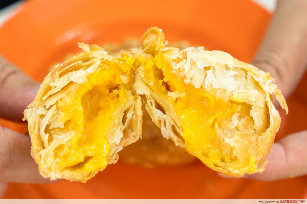 Fang Handmade Curry Puff Review: Salted Egg Lava, Char Siew Puffs And ...