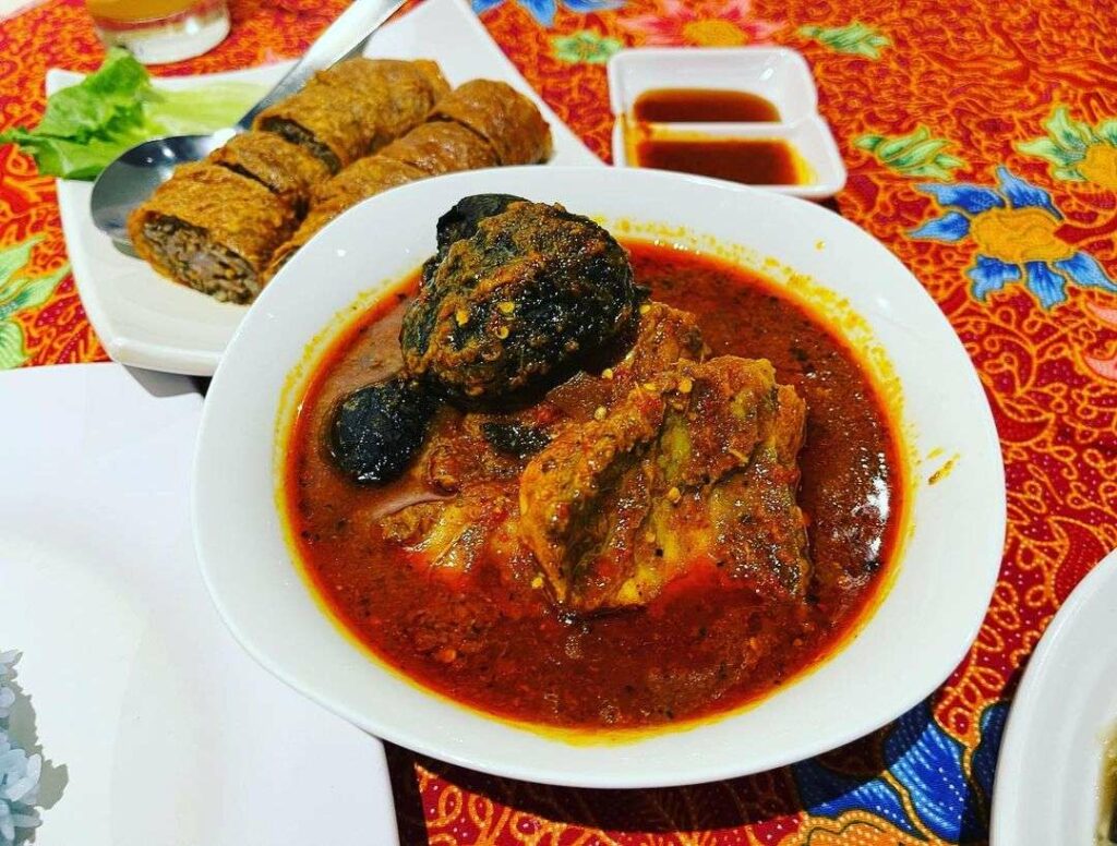 10 Best Peranakan Food Places In Singapore To Enjoy Nyonya Cuisine ...