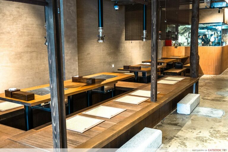 Um Yong Baek Review: Korean Pork Soup In CBD | Eatbook.sg