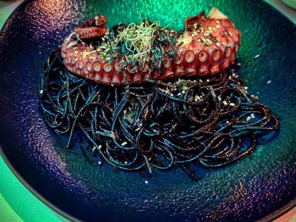 Aperia Mall Food Guide: 10 Places For Famous Beef Noodles, $5 Udon And ...