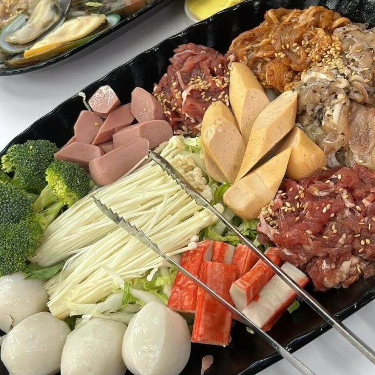 Dajie Makan Place: This Halal BBQ Hotpot Place At Bedok Opens Till 2AM ...
