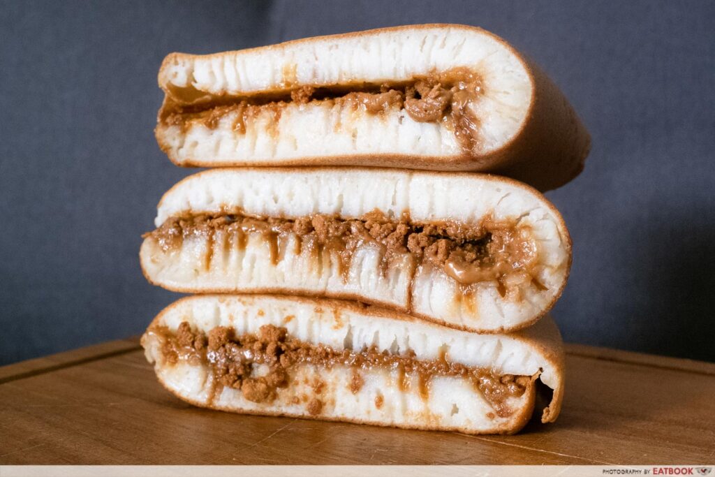 Jollibean Has New Lotus Biscoff Min Jiang Kueh, Get It At All Stalls ...