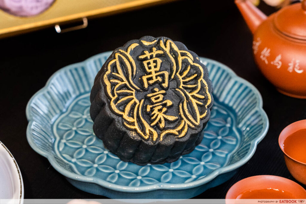 This Hotel Has Black Truffle And Cognac Tiramisu Mooncakes Flavours To ...