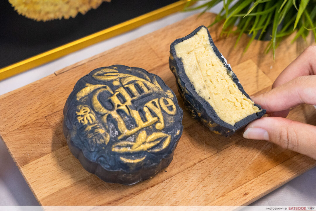 8 Best Durian Mooncakes To Order For Mid-Autumn Festival | Eatbook.sg