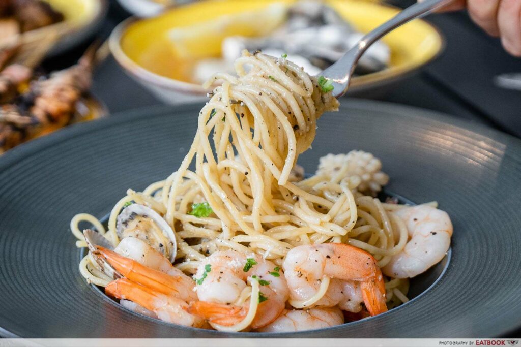 Guriru Review: Hidden Japanese Charcoal BBQ Bar In Outram Park | Eatbook.sg