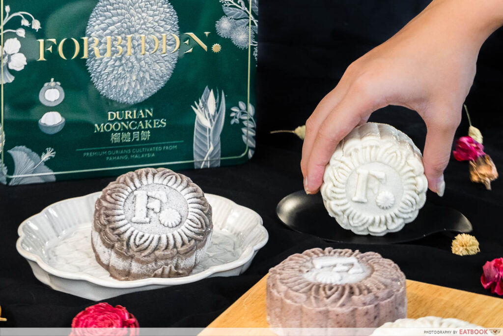 8 Best Durian Mooncakes To Order For Mid-Autumn Festival | Eatbook.sg