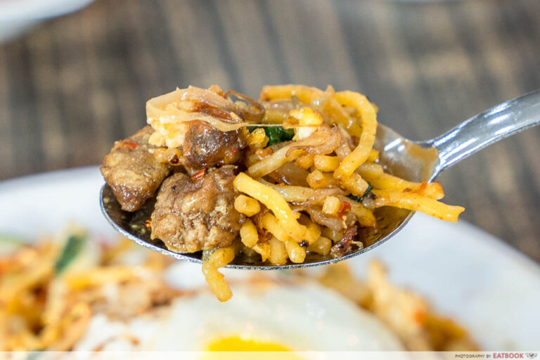 Al Mahboob Rojak Review: Long Queue Indian Rojak In Tampines | Eatbook.sg