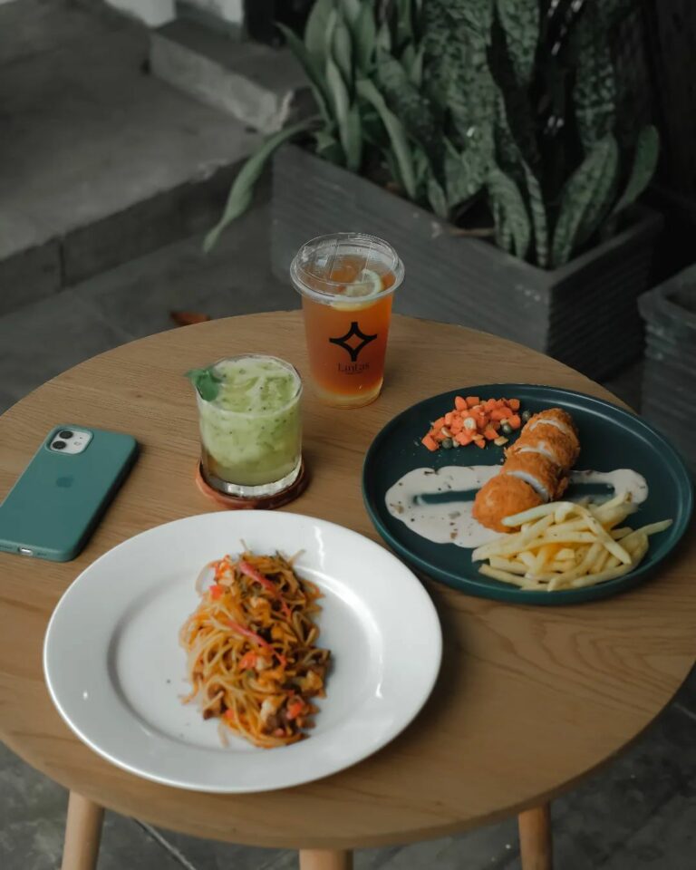 10 Best Batam Cafes To Visit | Eatbook.sg