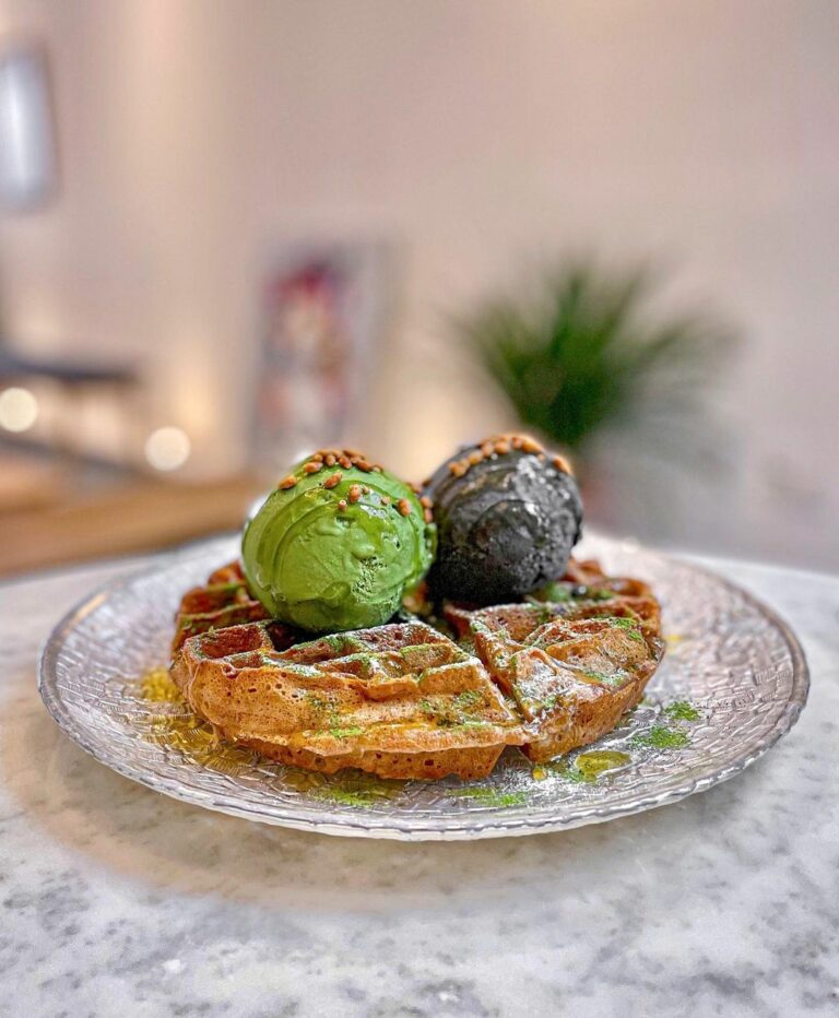 10 Best Mochi Waffles In Singapore | Eatbook.sg