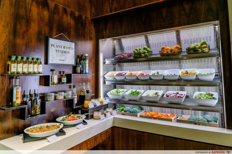 Crossroads Buffet Has Free-Flow Seafood And Premium Roast Meats From ...