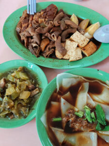 15 Chong Pang Market Stalls To Visit For Good Food | Eatbook.sg