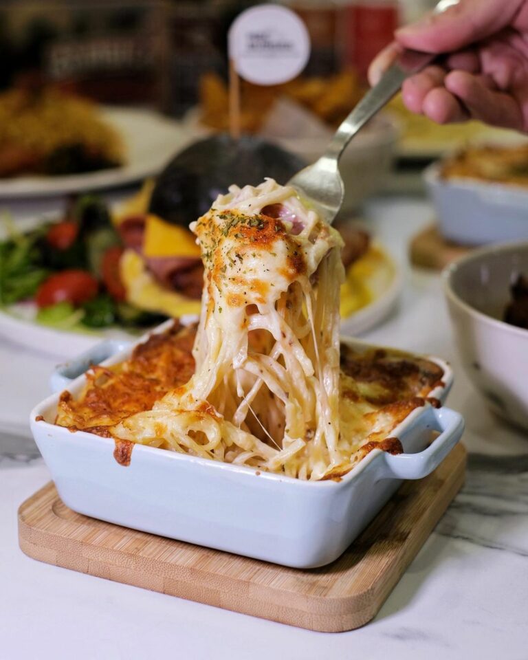 20 24-Hour Restaurants In Singapore For Supper | Eatbook.sg