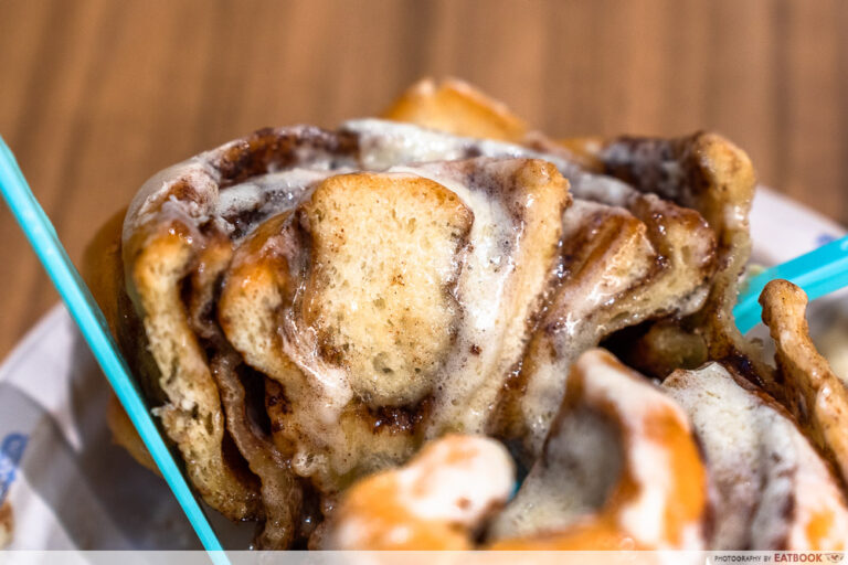 Cinnabon: Famous American Cinnamon Rolls In Singapore | Eatbook.sg