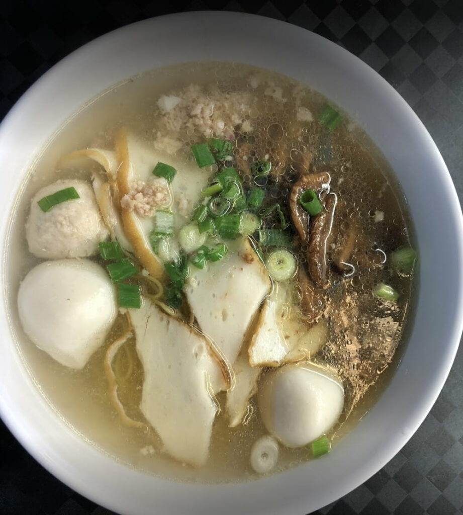 Lau Jiang Fishball Laksa Noodles: Lemak Laksa In Tiong Bahru Open From ...