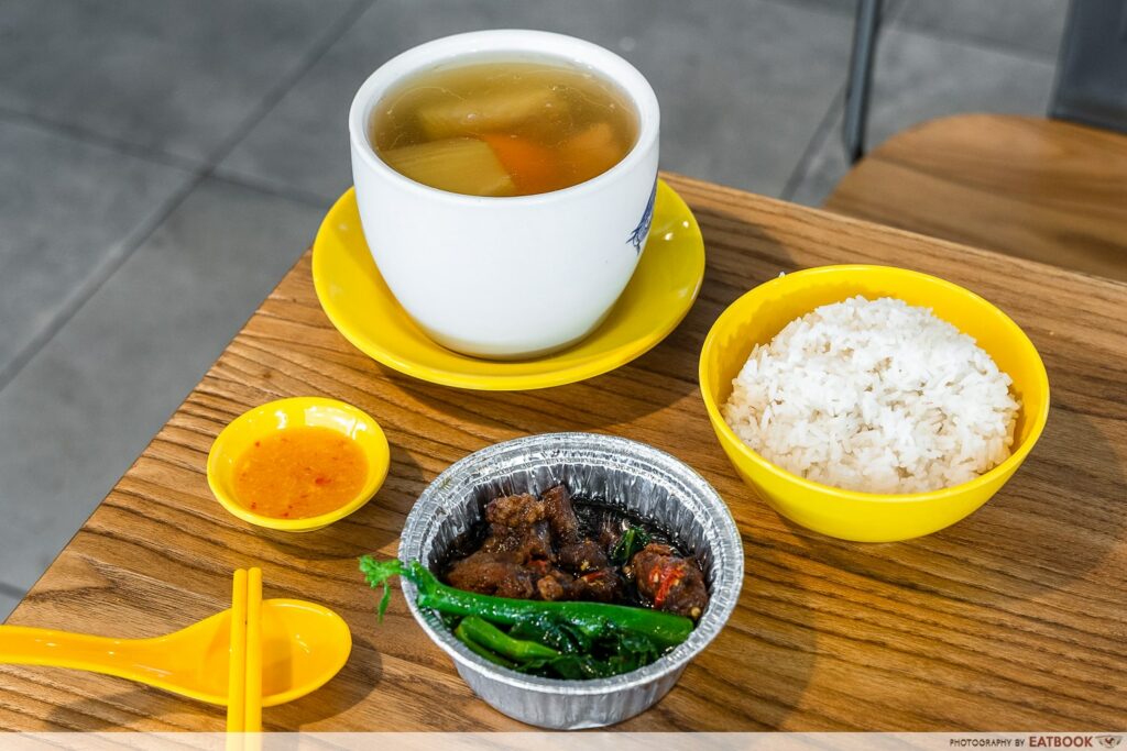 One Punggol Hawker Centre Guide: 11 Places For Famous Fried Wings, Mic ...
