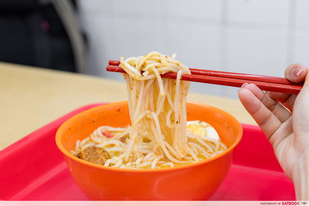 928 Yishun Laksa Review: $4 Laksa With Long Queue | Eatbook.sg