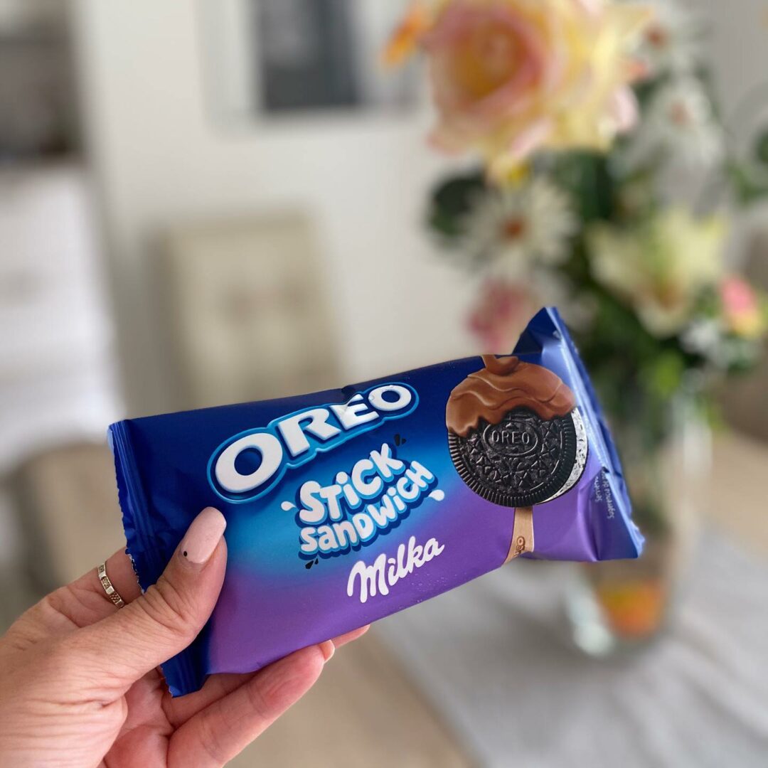 Oreo x Milka Stick Sandwich Ice Cream Now At FairPrice Finest | Eatbook.sg