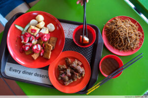 Hup Kee Wu Xiang Guan Chang: Hokkien Ngoh Hiang In Maxwell | Eatbook.sg