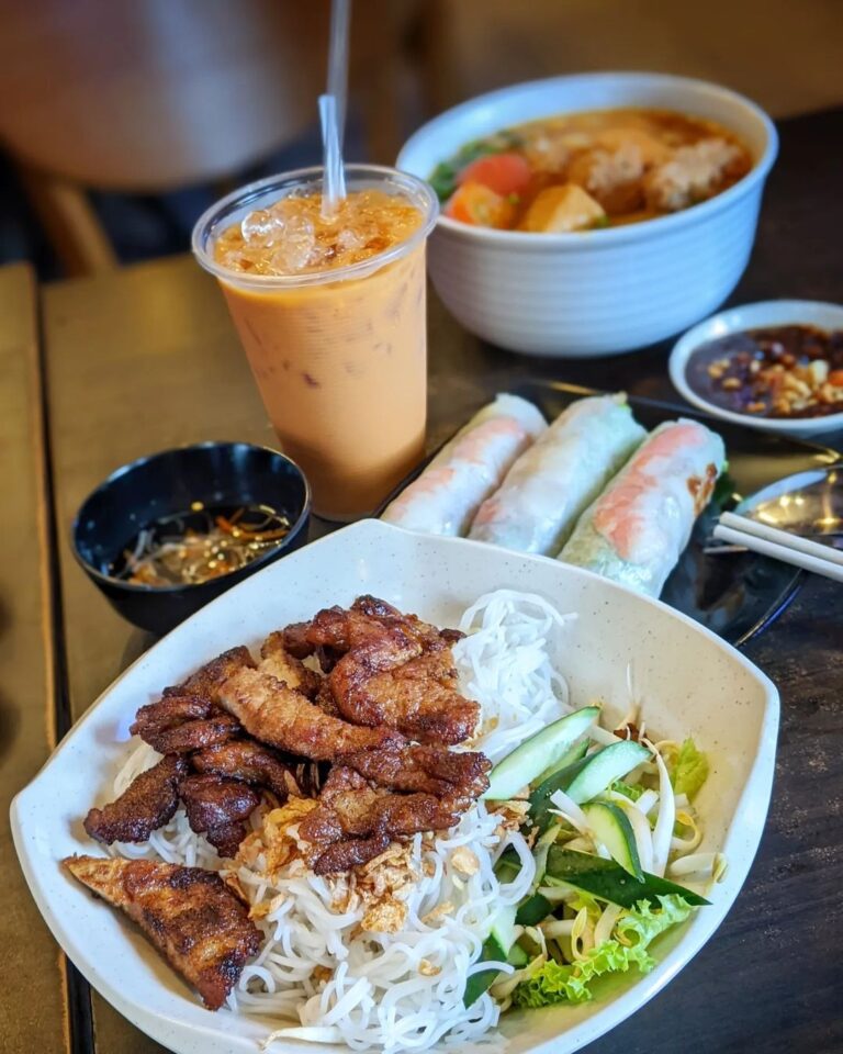 Chinatown Food Guide: 20 Best Places To Eat At | Eatbook.sg