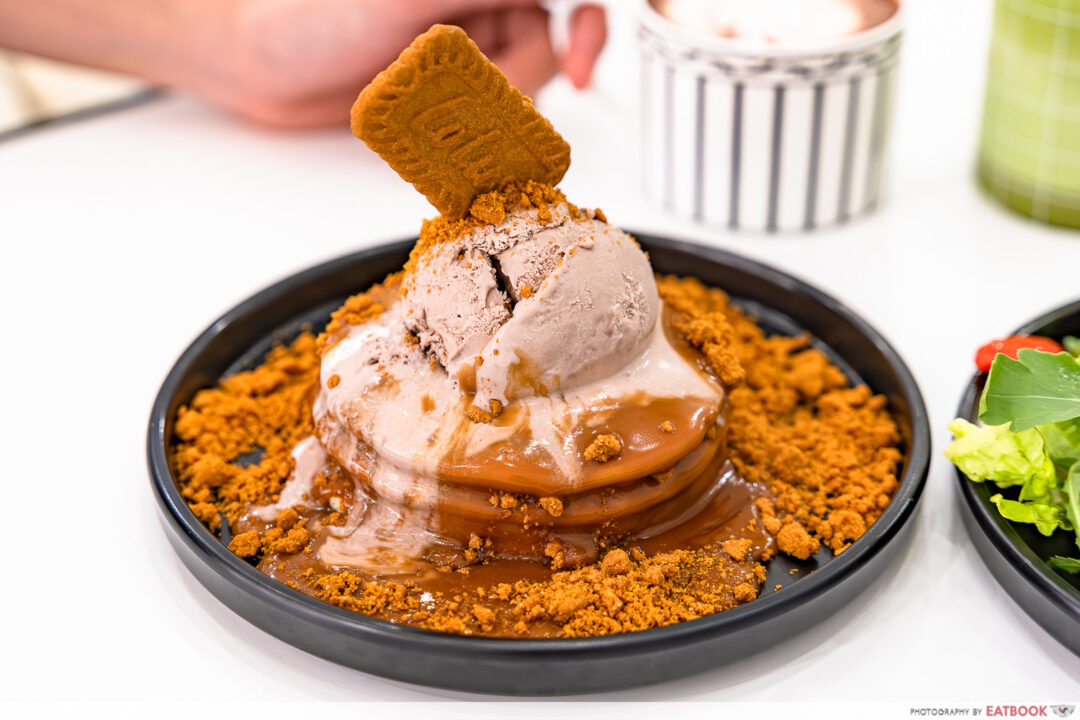 Cafe Monochrome: Singapore’s First 2D Cafe Reopens In Bugis | Eatbook.sg