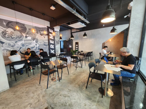 Kreme Cafe: New Dessert Cafe With Taro Cake In Serangoon | Eatbook.sg