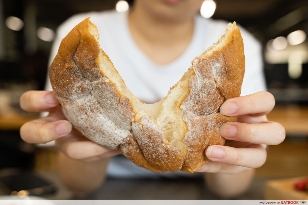 Mr. Bready Review: Colourful Huat Kueh And Mochi Bread In Queenstown ...