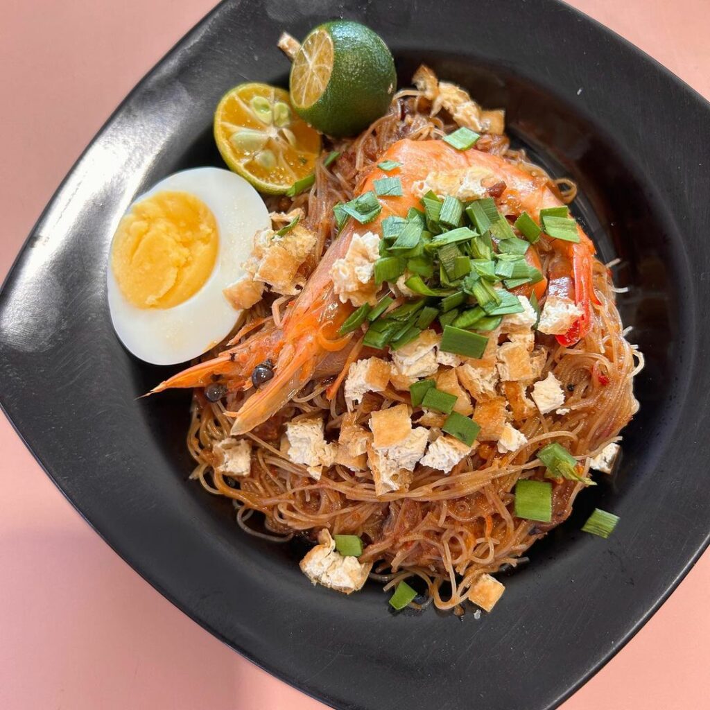 Omage Foods: Dry Laksa And Fried Mee Tai Mak In Bedok 85 | Eatbook.sg