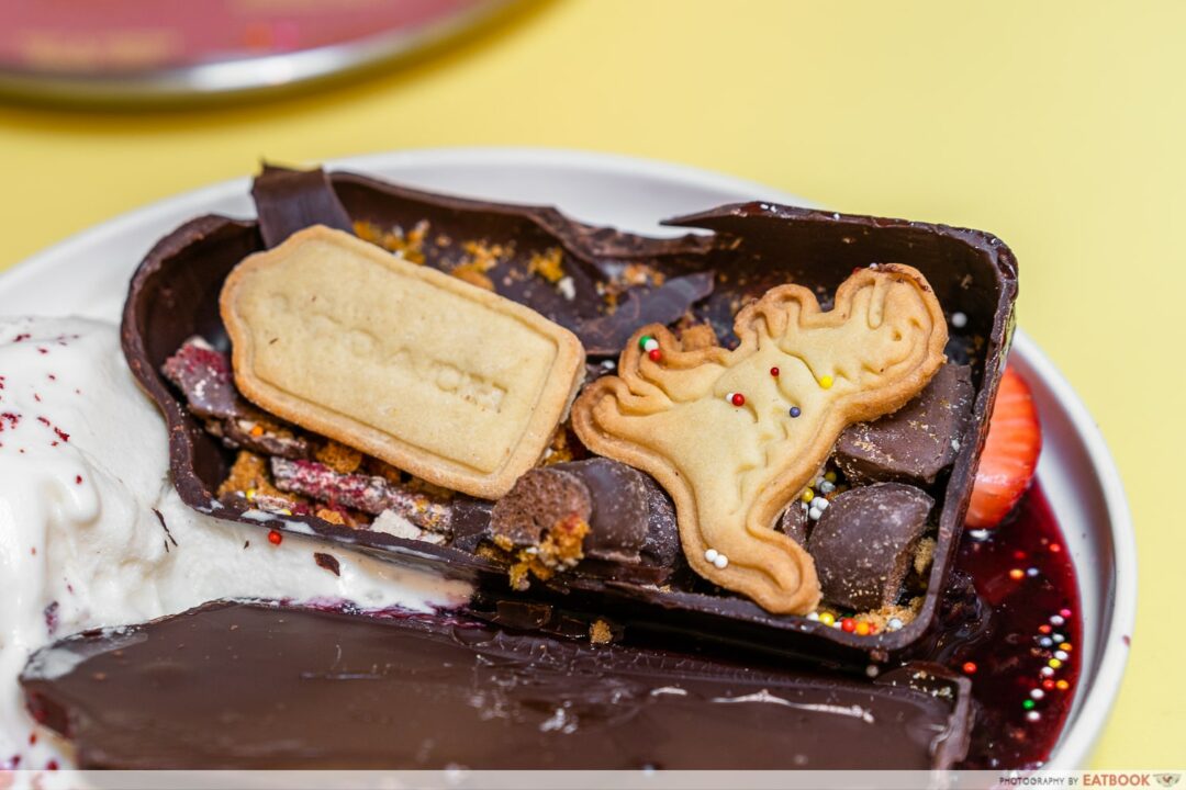 World's First Coach Cafe Opens In Chinatown | Eatbook.sg