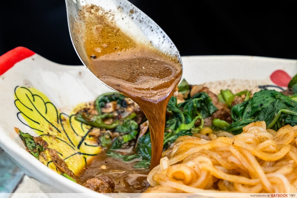 Warm Up Cafe Review: Thai Boat Noodles, Crab Omelette Rice And More In ...