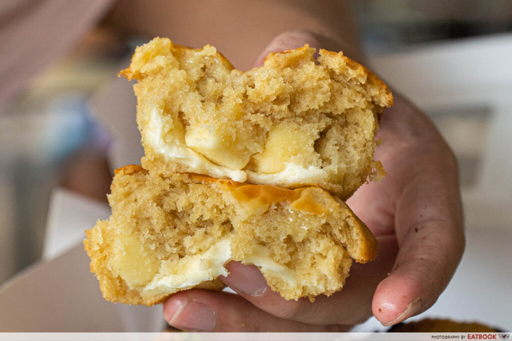 Ah Tas Muffins Review: Cheap Lava Muffins At Old Airport Road Food ...