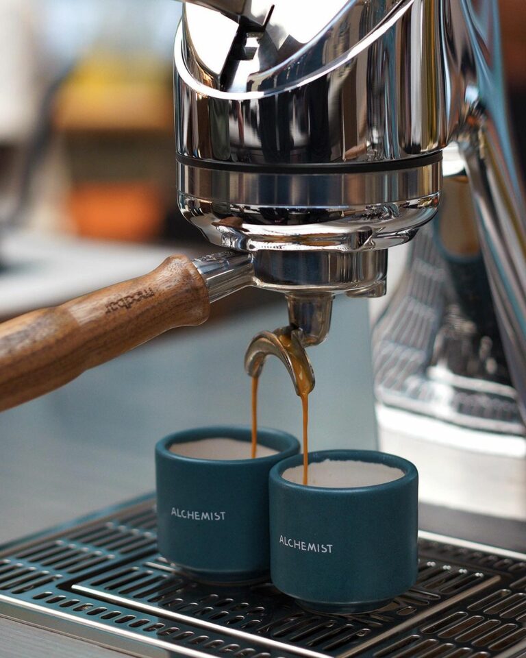 Alchemist The Heeren: New Outdoor Cafe In Orchard | Eatbook.sg