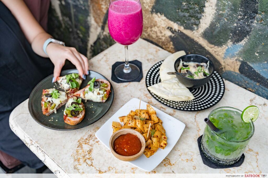 Lazy Cats Cafe Is One Of Ubud's Prettiest Cafes | Eatbook.sg