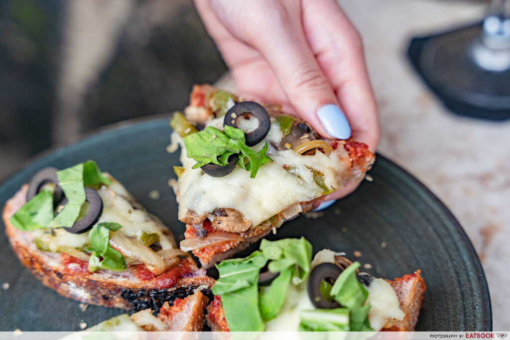 Lazy Cats Cafe Is One Of Ubud's Prettiest Cafes | Eatbook.sg