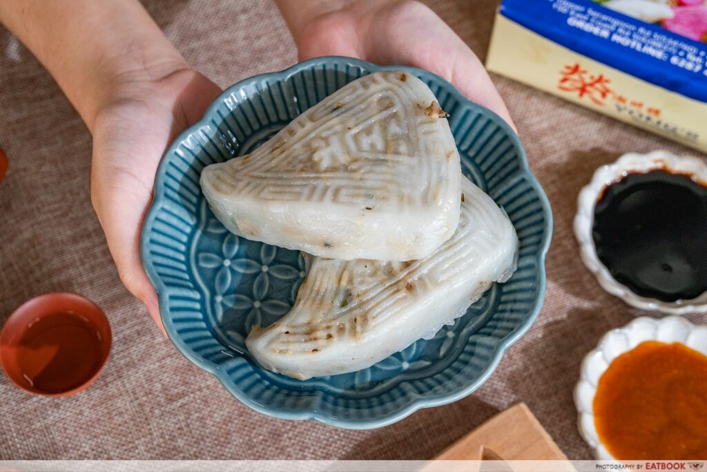 Yong's Teochew Kueh Review: Famous Traditional Kueh In Kovan | Eatbook.sg