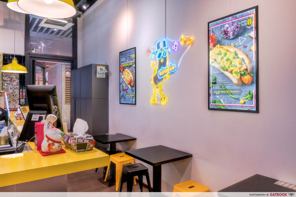 Super Sub Hotdogs Review: XXL Loaded Hotdogs In Tampines | Eatbook.sg