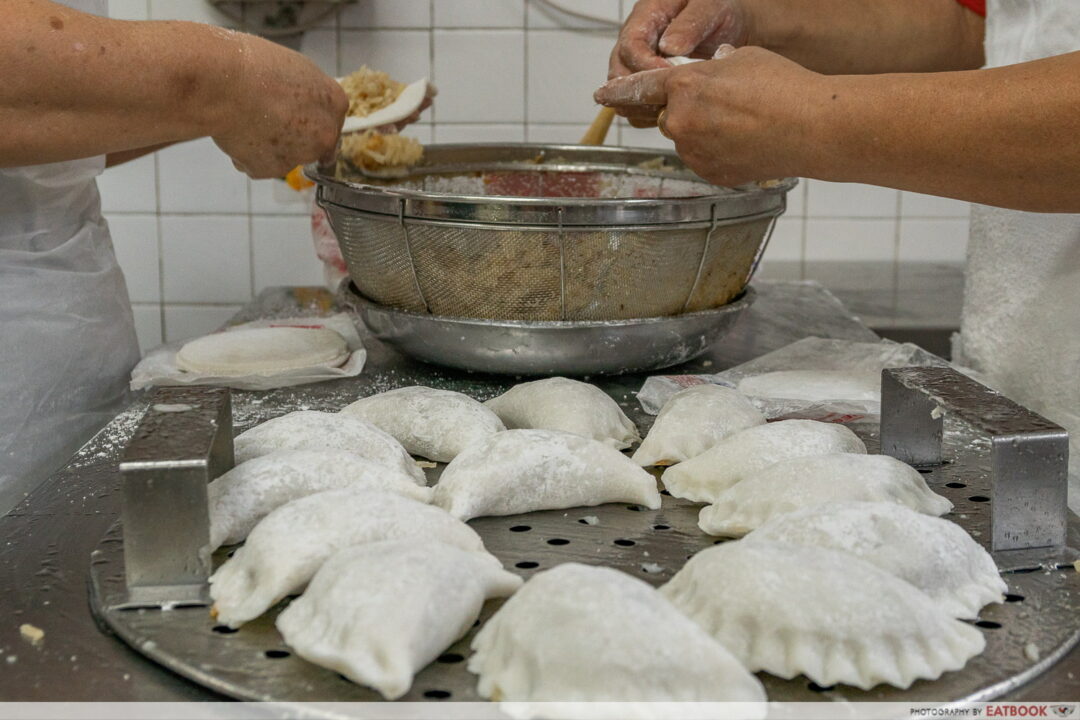 Yong's Teochew Kueh Review: Famous Traditional Kueh In Kovan | Eatbook.sg