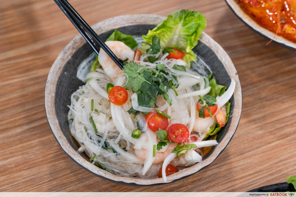 The One Tom Yam Mee Review: DIY Tom Yum Soup In Ang Mo Kio | Eatbook.sg