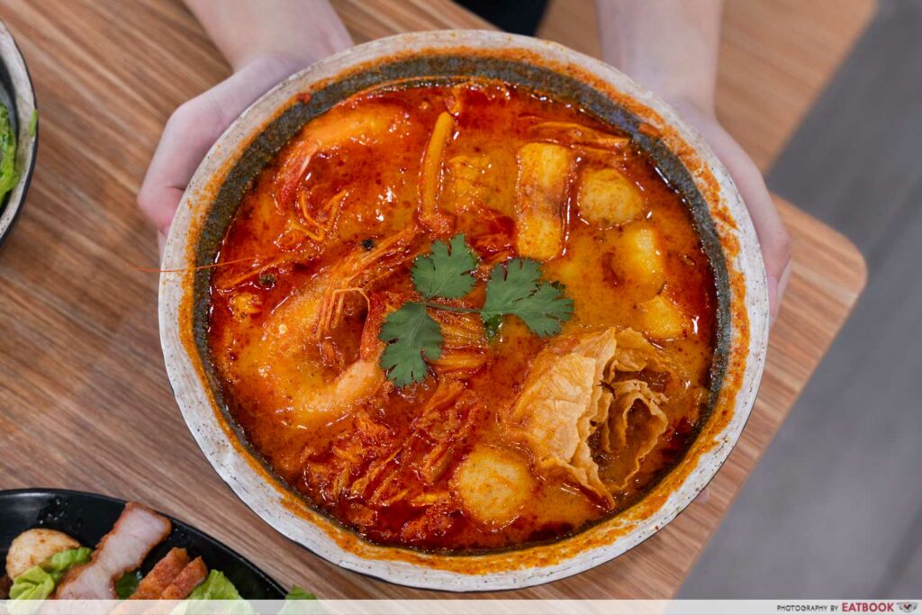 The One Tom Yam Mee Review: DIY Tom Yum Soup In Ang Mo Kio | Eatbook.sg