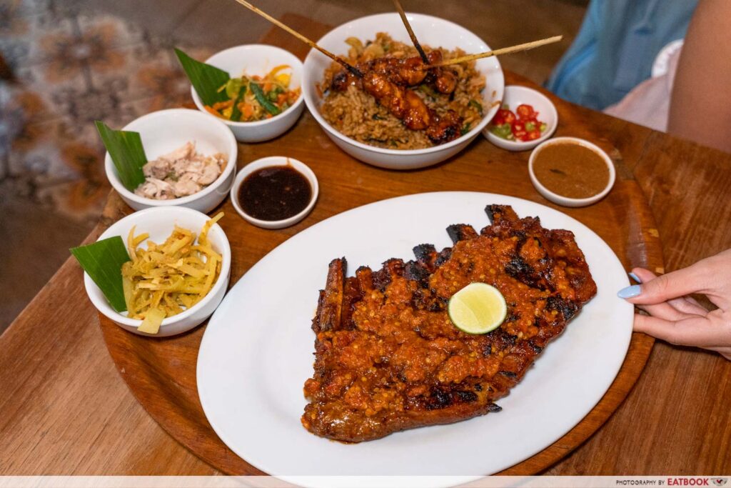 Warung Nia: Famous Spicy Pork Ribs In Seminyak Flea Market | Eatbook.sg