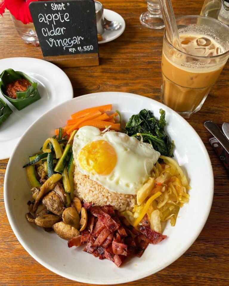 8 Best Halal Food Places In Bali To Dine At | Eatbook.sg