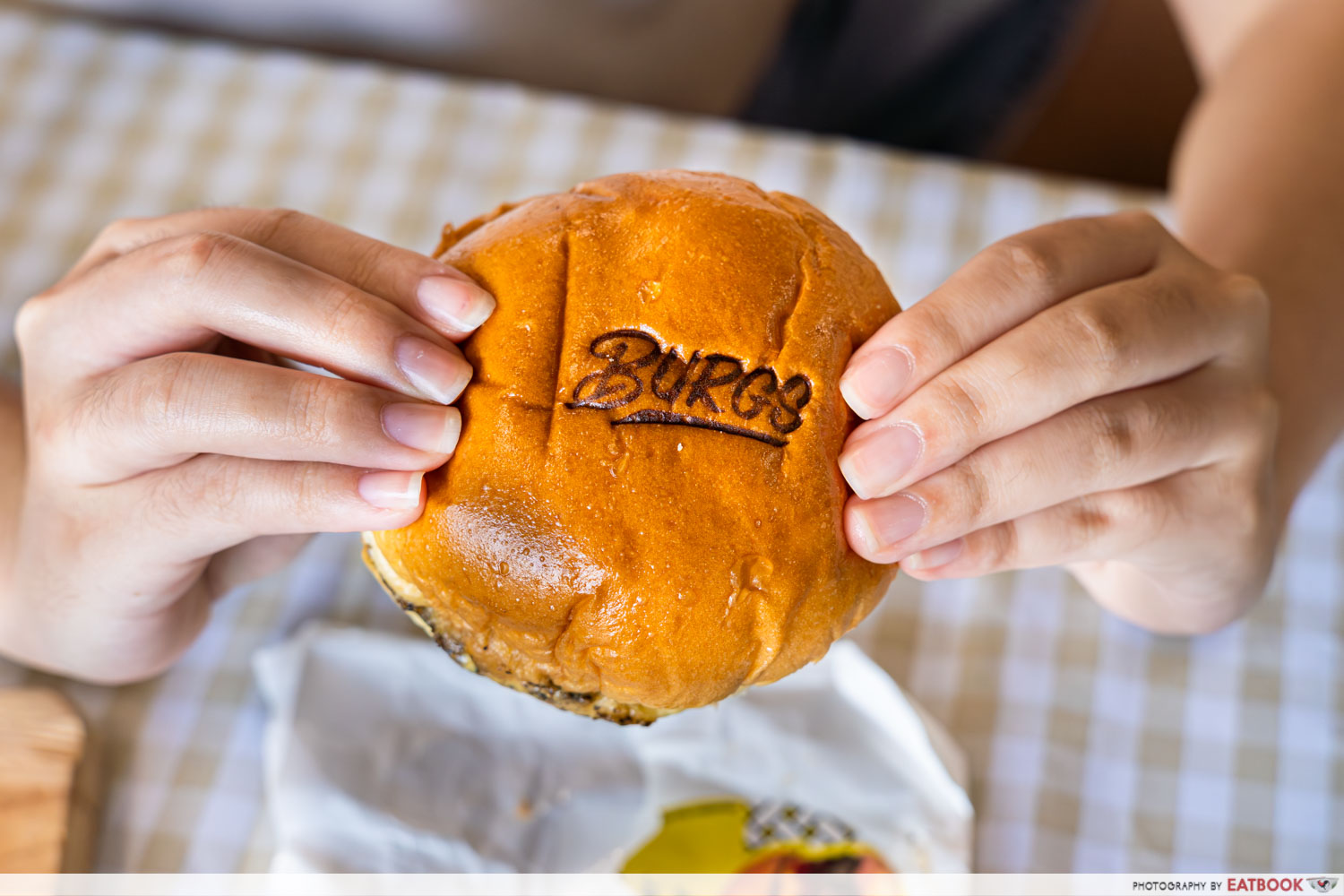 7-Eleven Collabs With Burgs To Launch New Burgers | Eatbook.sg