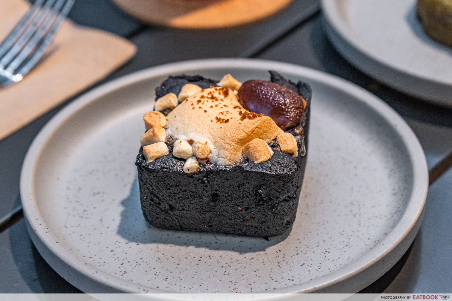 FYP Cafe Review: Glamping-Themed Cafe In Somerset | Eatbook.sg