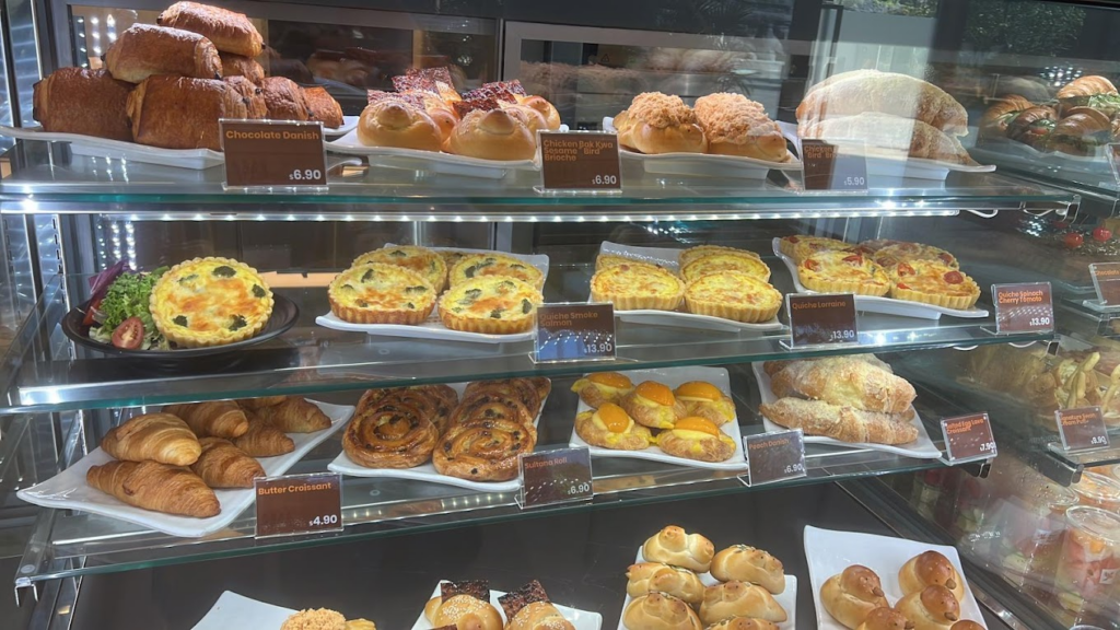 Mandai Wildlife Reserve Food Guide: 15 Eateries To Try | Eatbook.sg