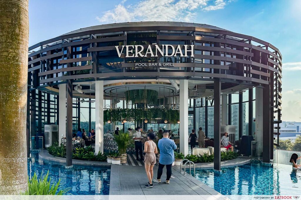 Verandah Pool Bar & Grill Has IG-Worthy Floating Food Trays | Eatbook.sg