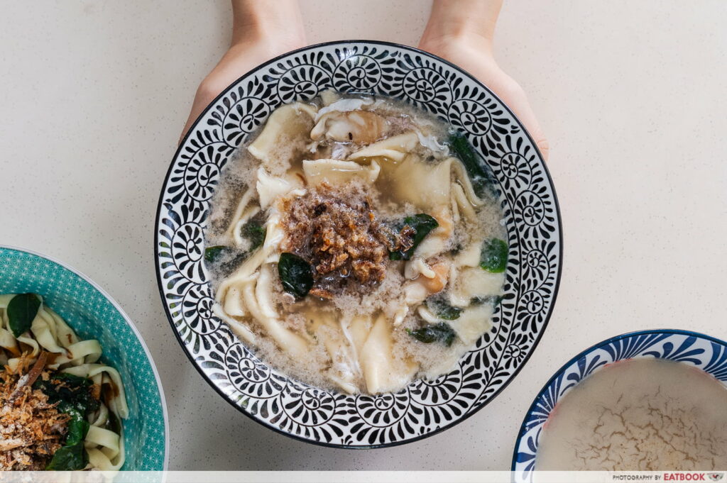 Wu Da Ma Xiao Chi Dian Review: Hand-Torn Mee Hoon Kueh In Toa Payoh | Eatbook.sg
