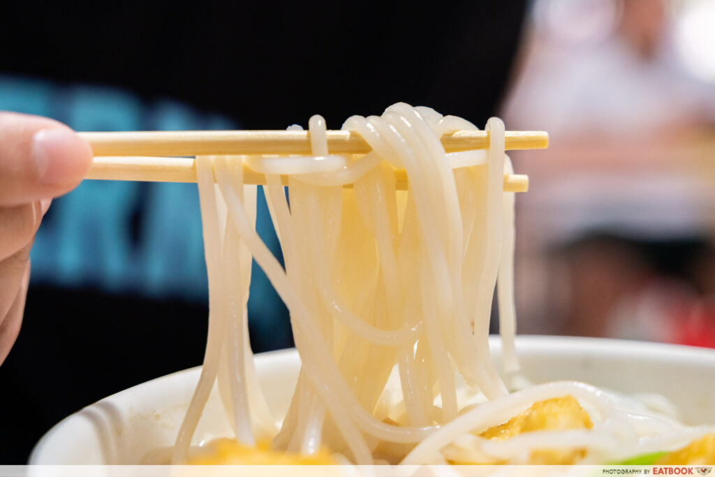 Beach Road Fish Head Bee Hoon Review: Famous Fish Soup In Whampoa ...
