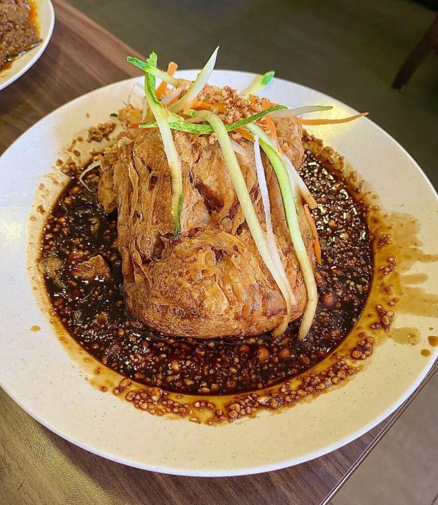 Hjh Maimunah Has Michelin Bib Gourmand Nasi Padang | Eatbook.sg
