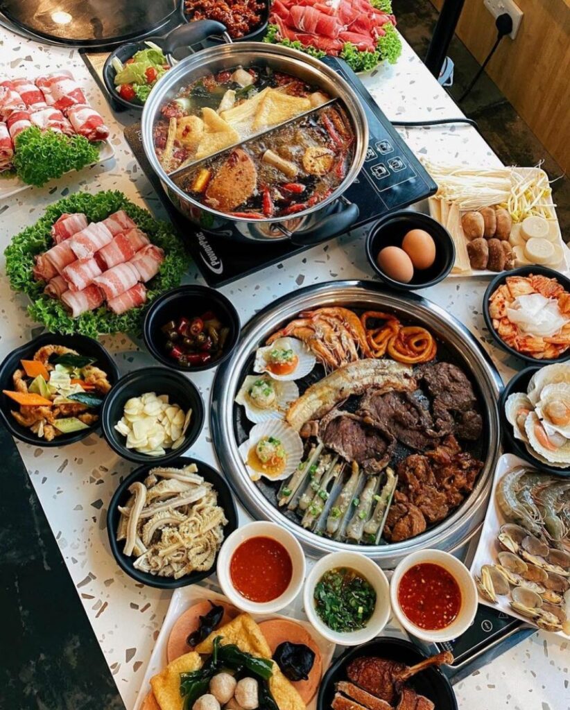 This Korean Buffet Has Unlimited Garlic Soy Chicken, Tteokbokki And ...